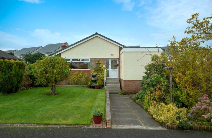 3 Bedroom Detached Bungalow For Sale In Quarryknowe, Bannockburn ...