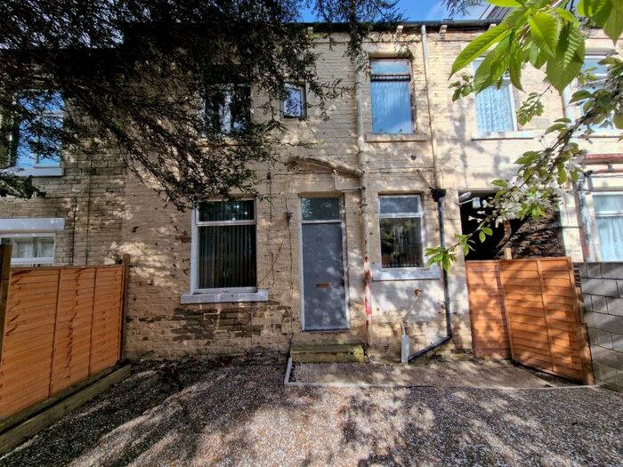 Houses for sale & to rent in BD3 8AP, Maidstone Street, Bradford Moor ...