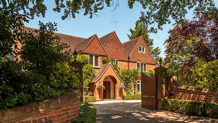 Houses for sale in Gerrards Cross, Buckinghamshire