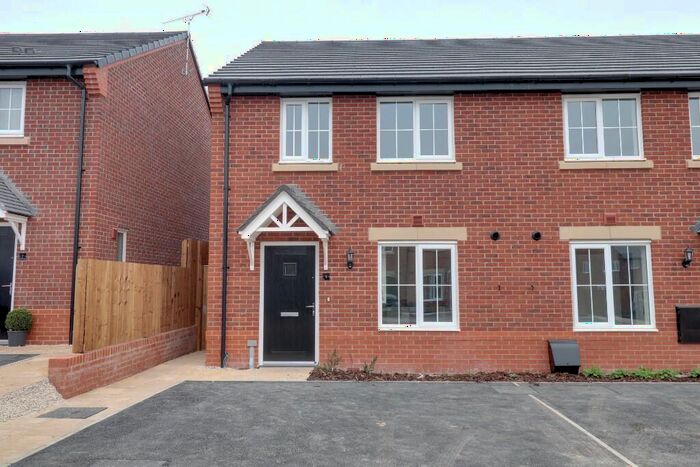 3 Bedroom Semi-Detached House For Sale In Littler Lane, Winsford, CW7