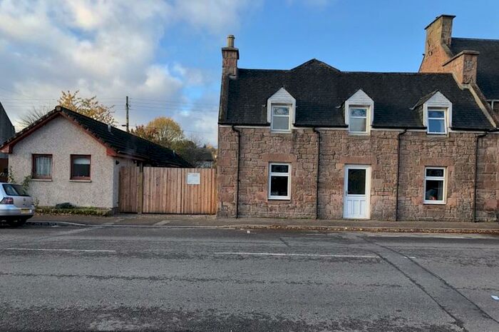 9 Bedroom Detached House For Sale In Vulcan Cottage, Great North Road ...