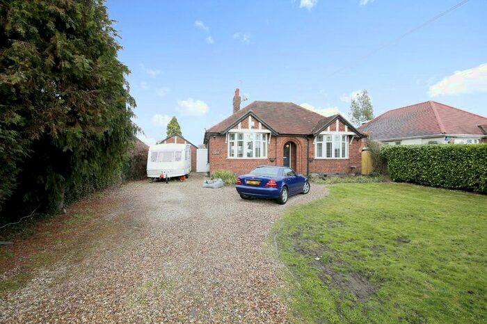 3 Bedroom Detached Bungalow For Sale In Main Road, Sheepy Magna ...