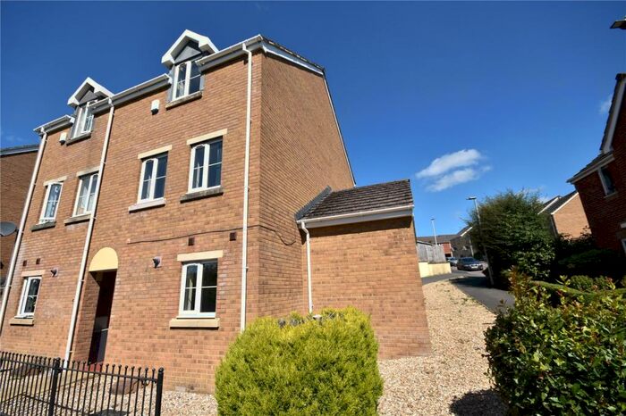 4 Bedroom Semi-Detached House For Sale In Nadder Meadow, South Molton ...