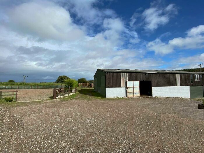 Equestrian Facility To Rent In Gelli Farm, Pen-yr-allt, Holywell ...