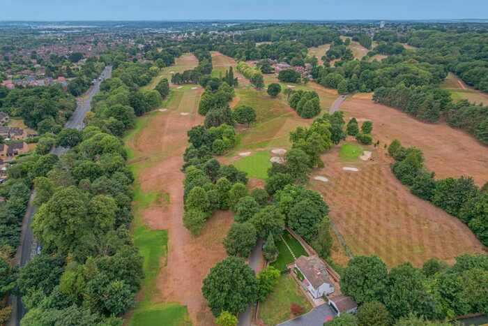 4 Bedroom Detached House For Sale In Calcot Park, Calcot, Reading, RG31