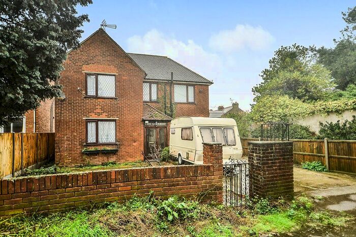 3 Bedroom Detached House For Sale In St. Stephens Road, Canterbury ...