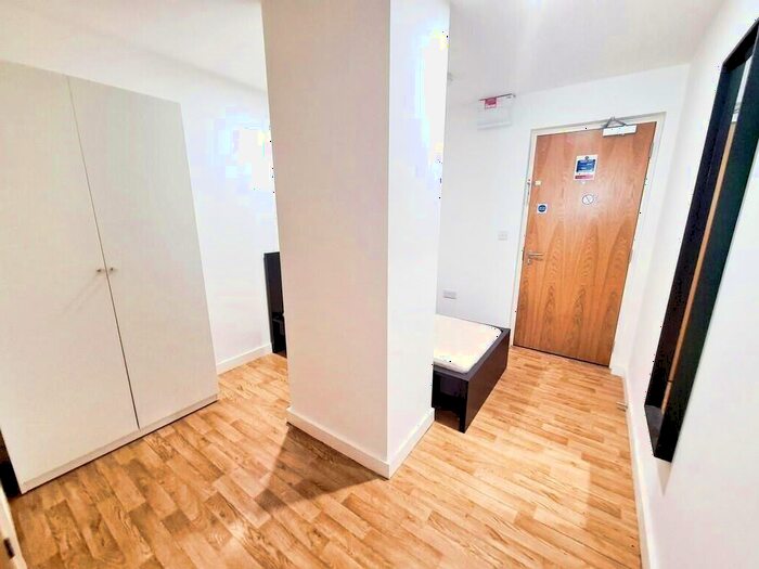 Studio To Rent In Keele House, The Midway, Newcastle-Under-Lyme, ST5