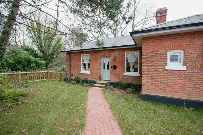 2 Bedroom Bungalow For Sale In Osborne Quarters, Royal Victoria Country ...