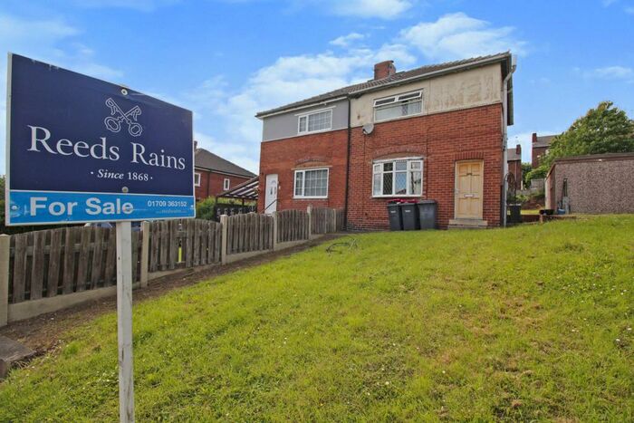 Houses for sale & to rent in S62 6AA, Barbers Avenue, Rawmarsh Rotherham