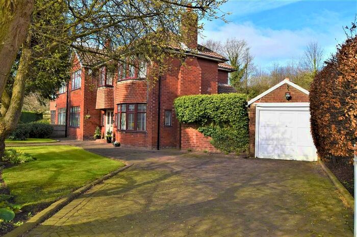 4 Bedroom Semi-detached House For Sale In Court Hey Avenue, Roby ...