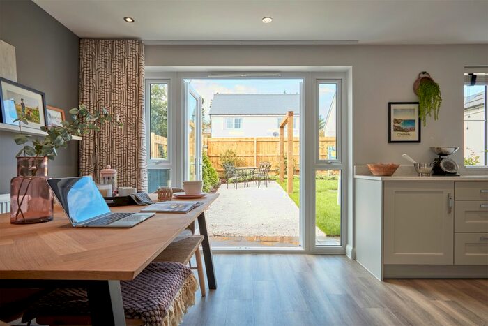 4 Bedroom Detached House For Sale In "Kingsley" At Dryleaze, Yate ...