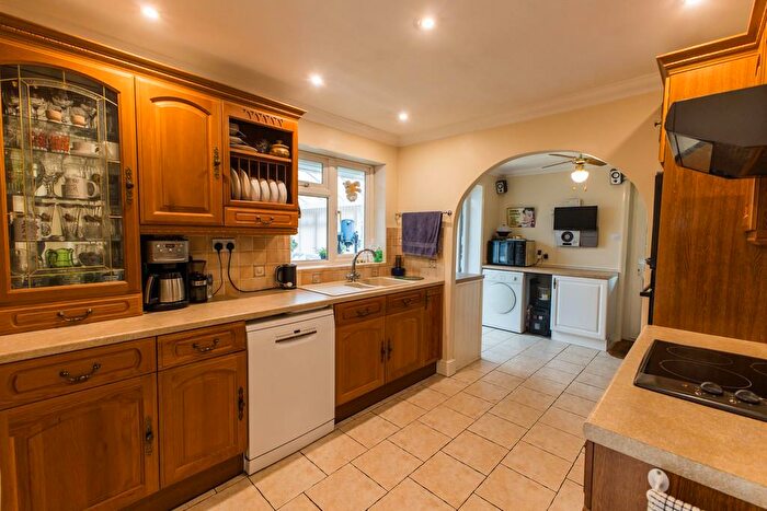 4 Bedroom Detached Bungalow For Sale In Cromwell Close, Weeting, IP27