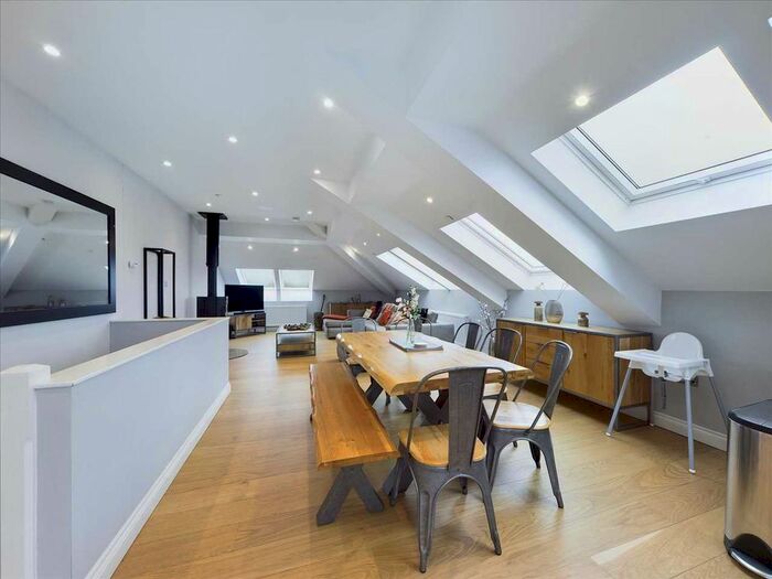 4 Bedroom Semi-Detached House For Sale In Capel Sardis, Malltraeth ...