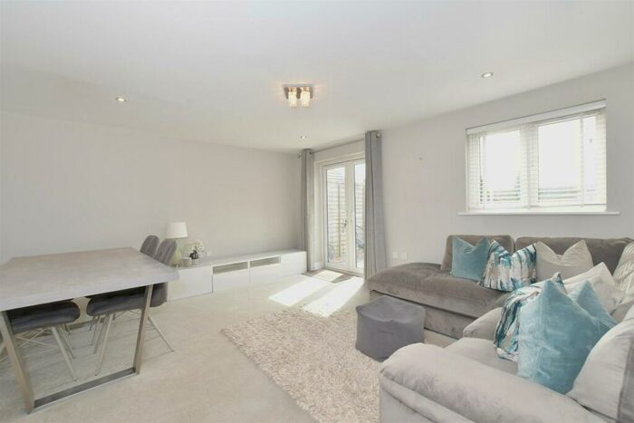 3 Bedroom Semi Detached House For Sale In Hangar Drive, Tangmere ...
