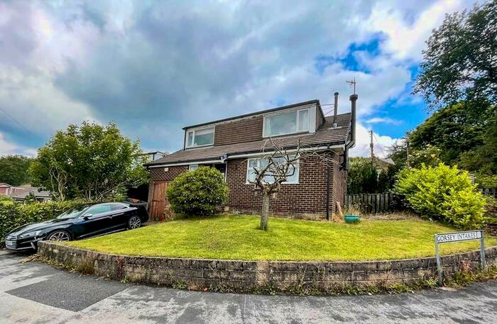 Houses for sale & to rent in SK14 6AU, MILL BROW, Longdendale Hyde