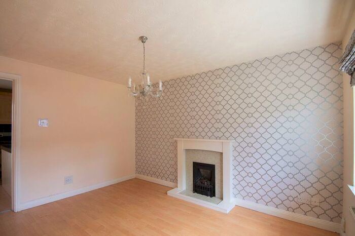 3 Bedroom Semi-Detached House To Rent In Arleston Lane, Stenson Fields ...