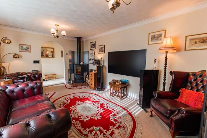 4 Bedroom Detached Bungalow For Sale In Cromwell Close, Weeting, IP27