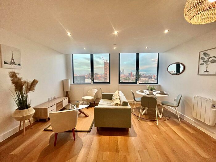 2 Bedroom Apartment To Rent In Alexander House, Talbot Road, Old ...