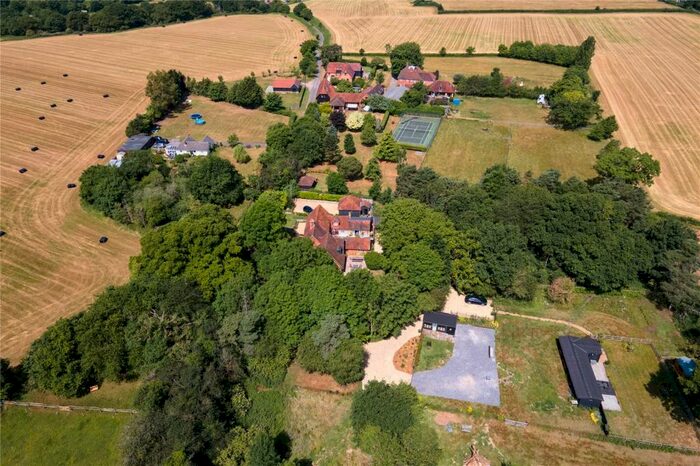 3 Bedroom Semi Detached House For Sale In Blackmore Lane, Sonning ...