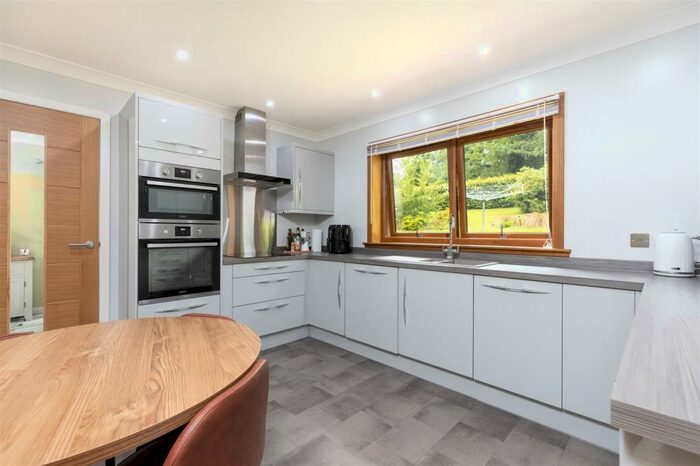 4 Bedroom Bungalow For Sale In Sandeman Place, Luncarty, Perth, PH1