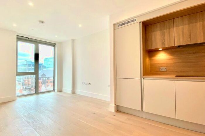 1 Bedroom Flat To Rent In Verto, 120 Kings Road, Reading, Berkshire RG1