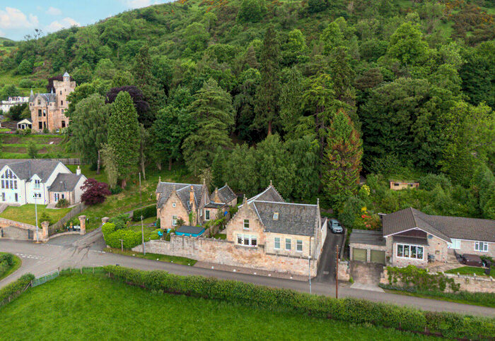Houses for sale in Menstrie, Clackmannanshire