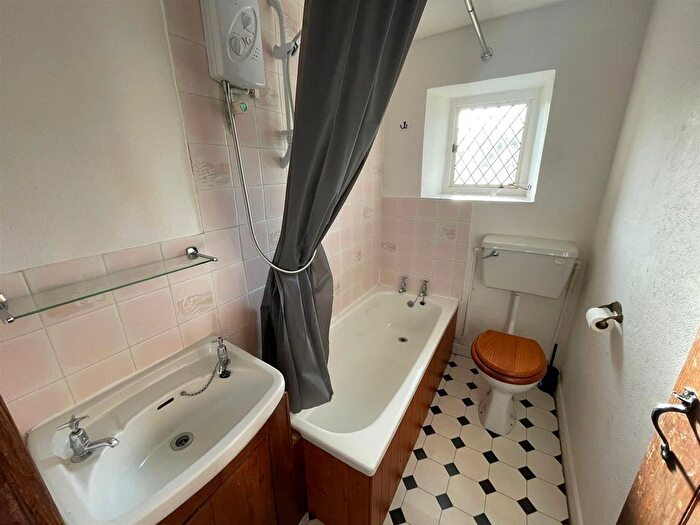 2 Bedroom Terraced House For Sale In Church Close, West Chinnock - No ...