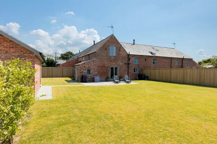 3 Bedroom Barn Conversion For Sale In Gladstone Barns, Church Road ...