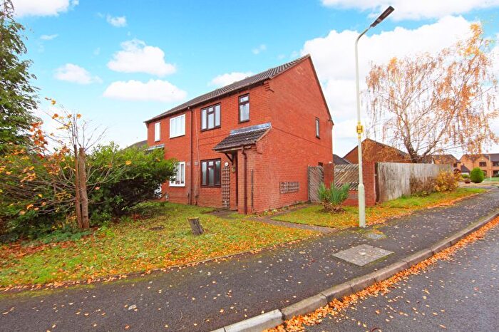 3 Bedroom Semi Detached House For Sale In Poppy Drive, Donnington Wood ...