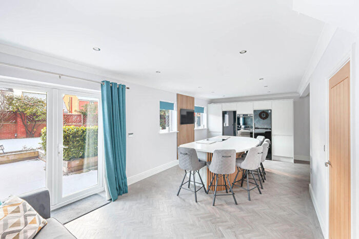 5 Bedroom Detached House For Sale In Hepburn Avenue, Greenside, Great ...