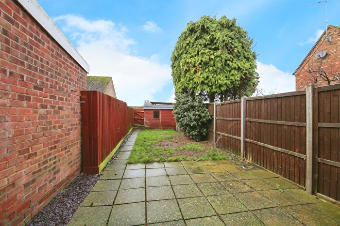 2 Bedroom Terraced House For Sale In The Avenue, March, PE15