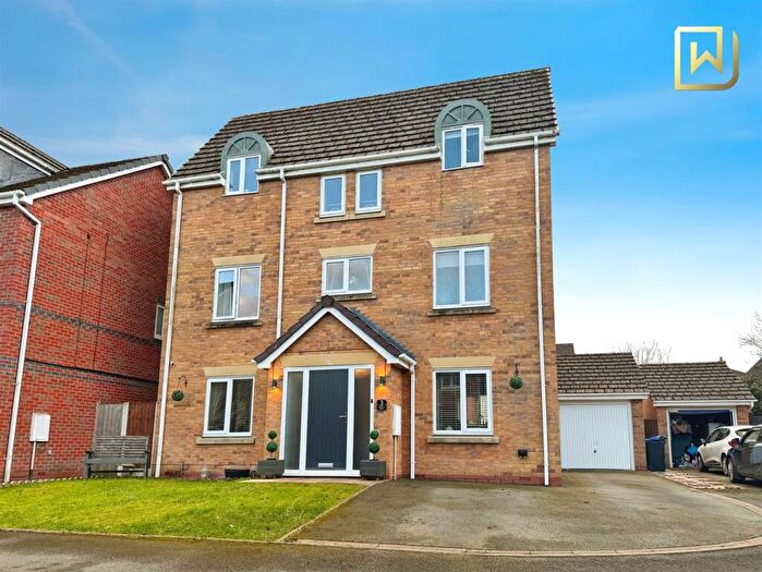 Houses for sale in Leek, ST13, Staffordshire