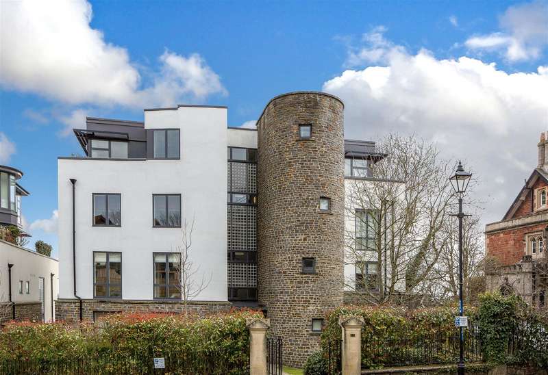 2 Bedroom Penthouse For Sale In Elm Lane Bristol BS6 2-bedroom-penthouse-for-sale-in-elm-lane-bristol-bs6