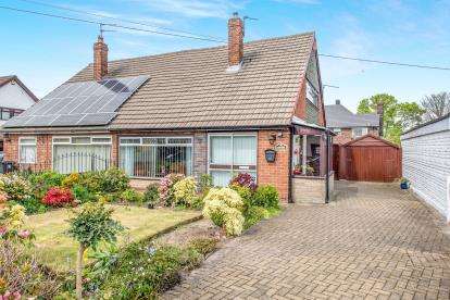 2 Bedroom Bungalow For Sale In Stuart Road, Melling, Liverpool ...