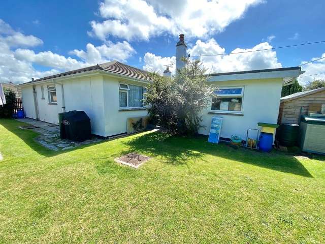 2 Bedroom Detached For Sale In Sycamore Close, Splatt,rock, PL27