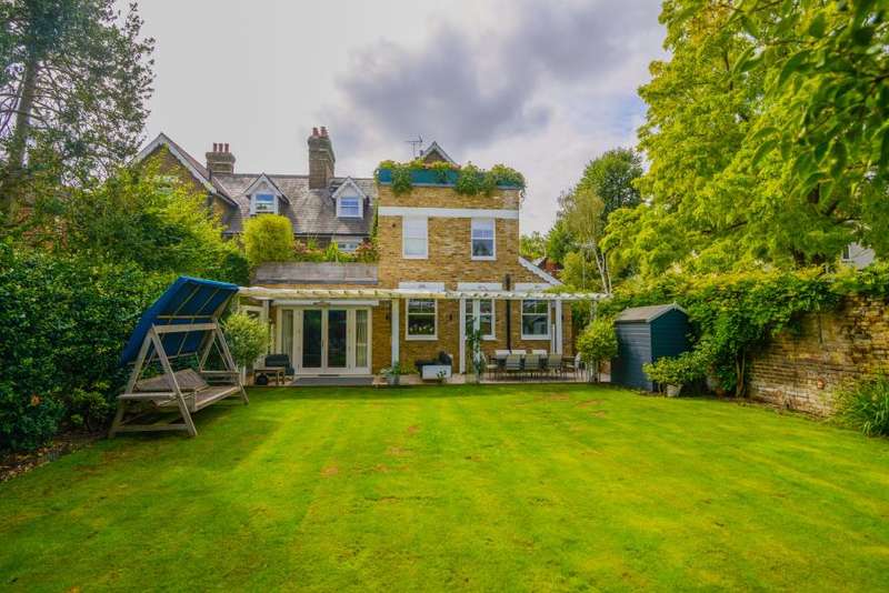 6 Bedroom Semi-Detached House For Sale In Kew Gardens